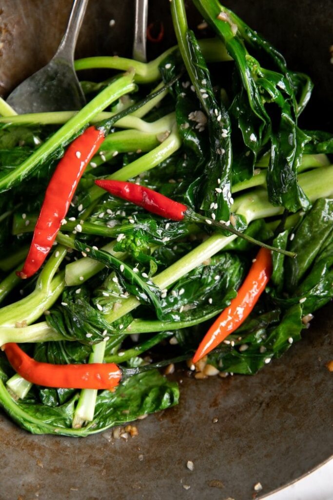 What to Serve with Bao (Buns): 30 Tasty Fillings & Sides! - A Dumpling ...