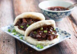 What to Serve with Bao (Buns): 30 Tasty Fillings & Sides!